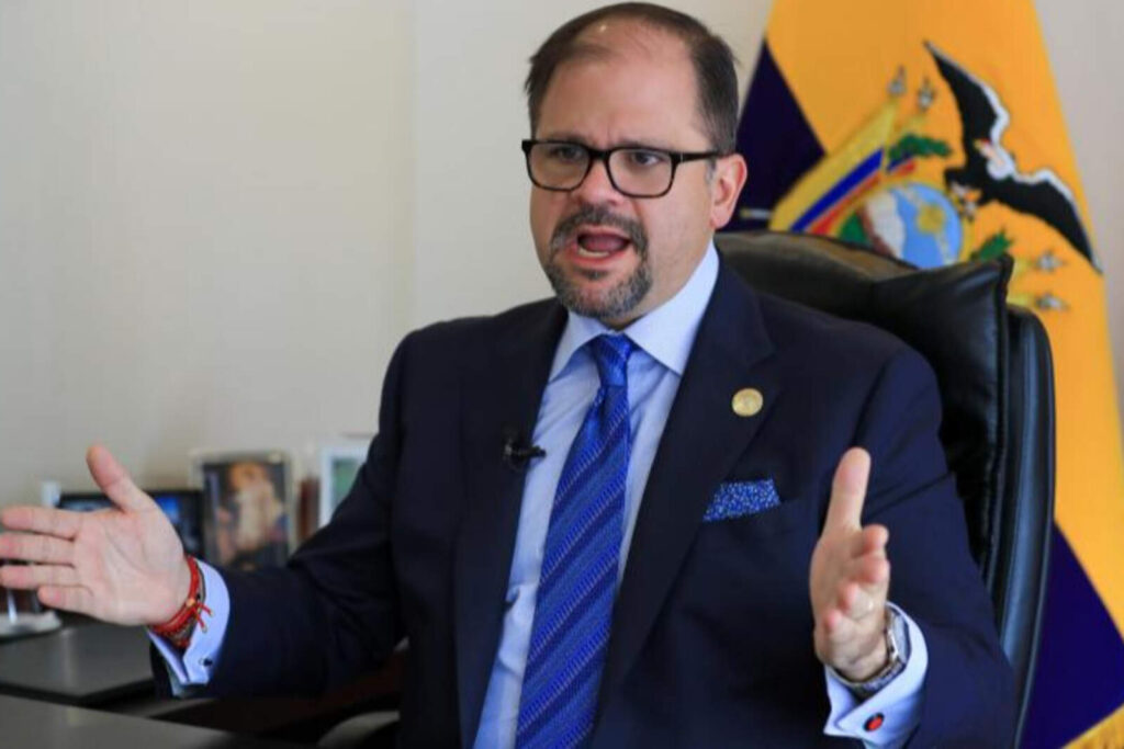 El ministro Reimberg respaldó la emergencia judicial en Ecuador | Santa ...